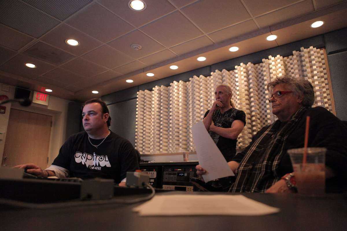 Discover Our State-of-the-Art Recording Studio Rental